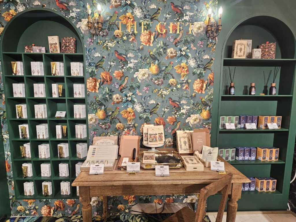 【OPTATUM】阪急うめだ本店 | JOSEPH